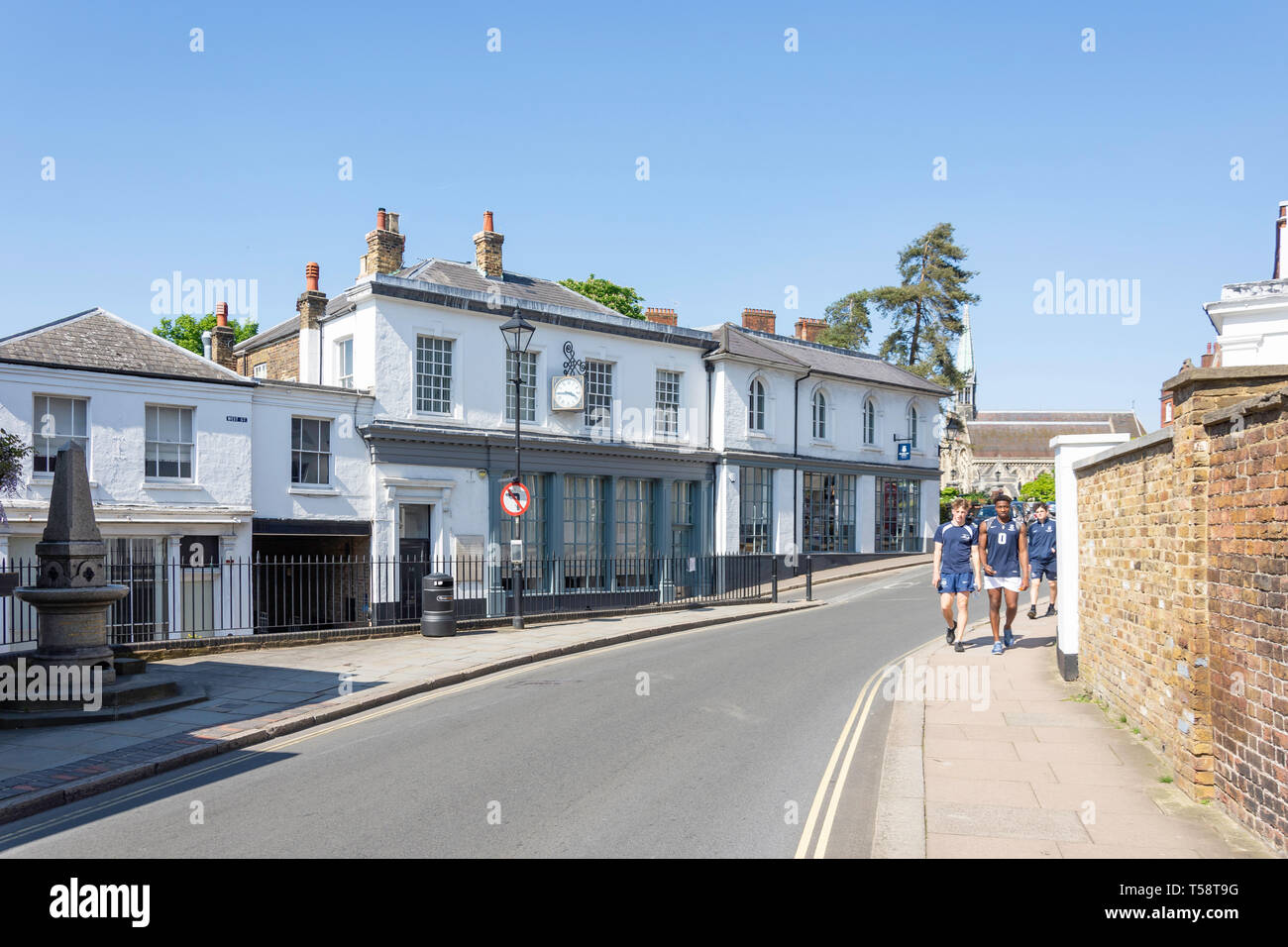Streets drinking fountain harrow on the hill high street harrow hi-res ...
