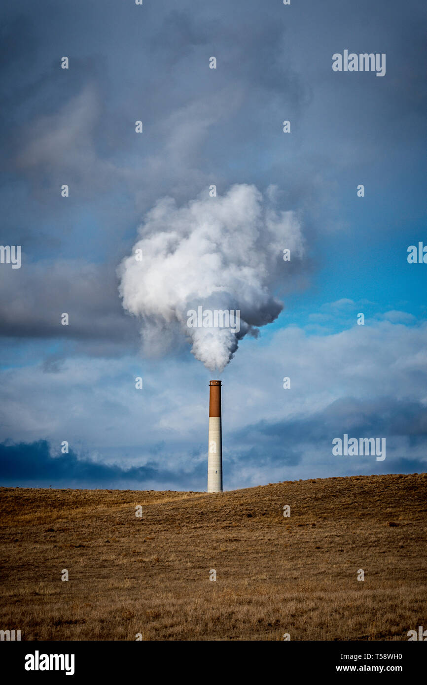 Releasing steam hi-res stock photography and images - Alamy