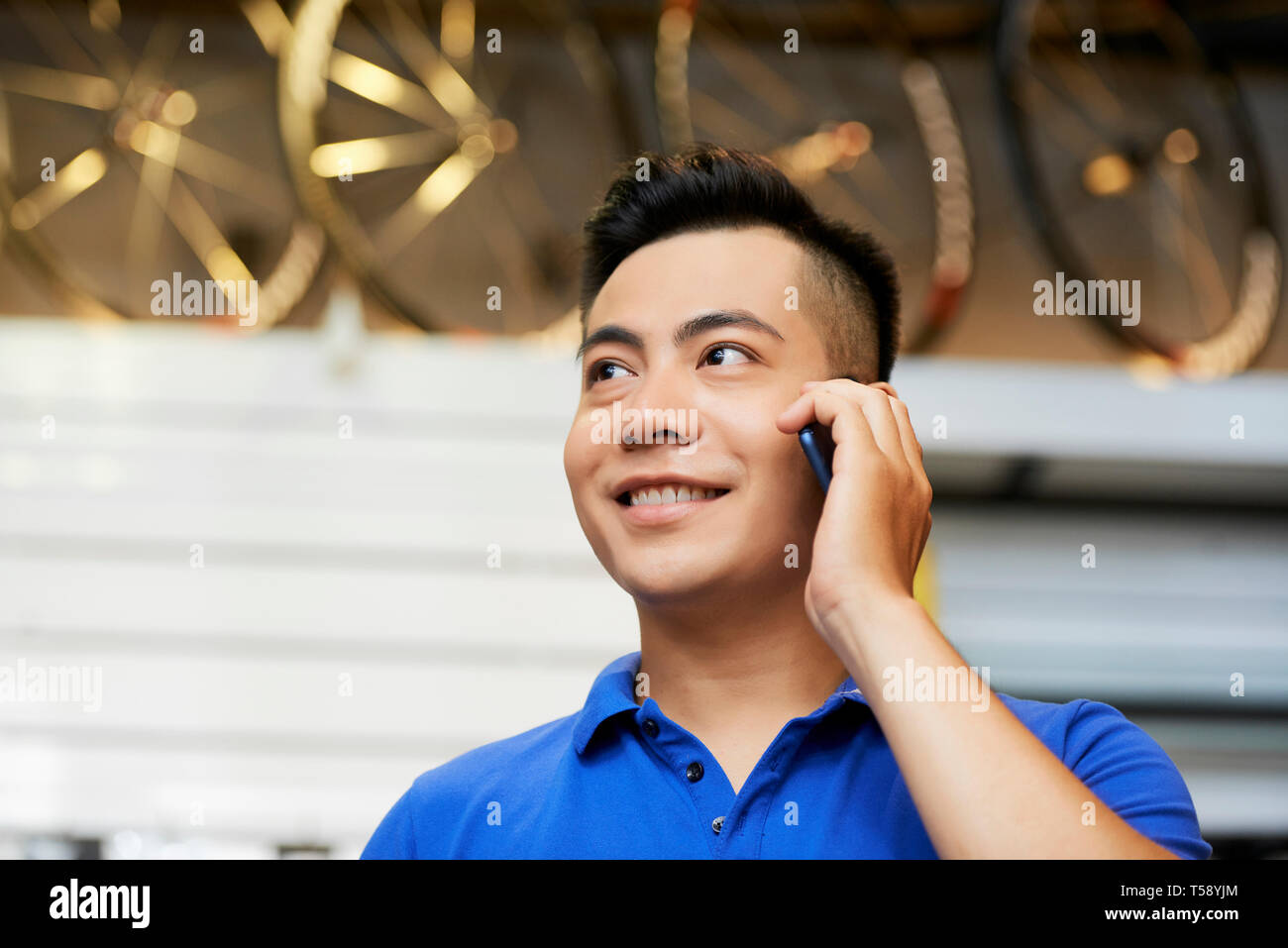 Mobile orders hi-res stock photography and images - Alamy