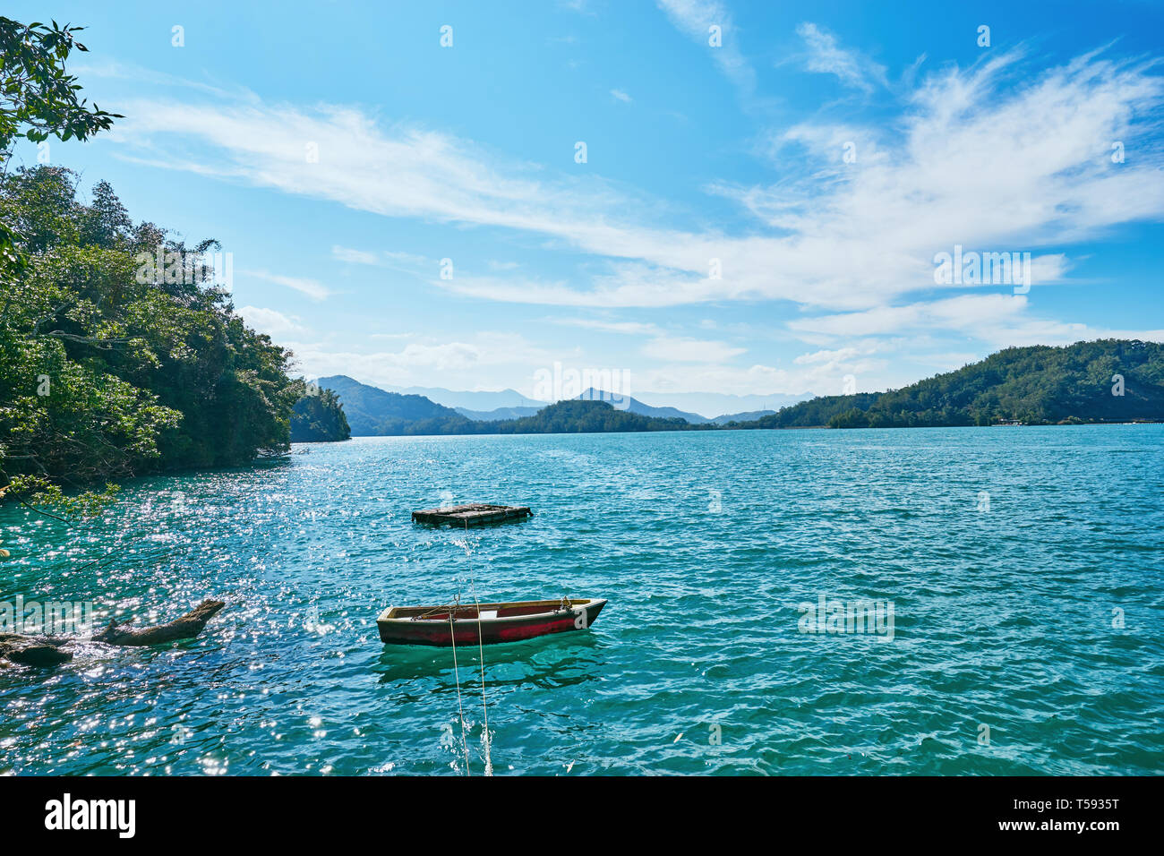 Beautiful nature scenics of Sun Moon Lake with the surrounding ...