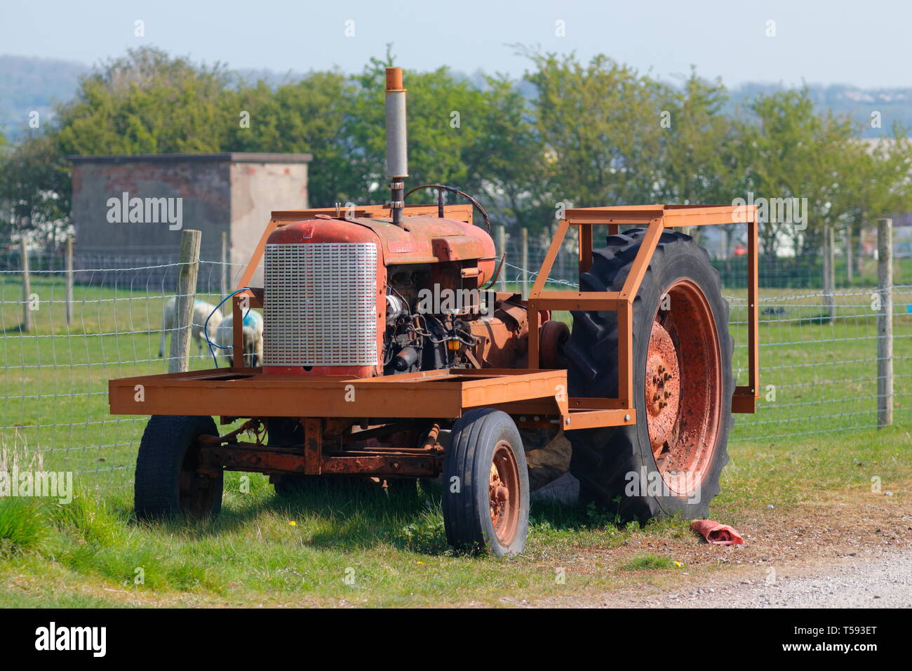 Lake district farm tractor hi-res stock photography and images - Alamy