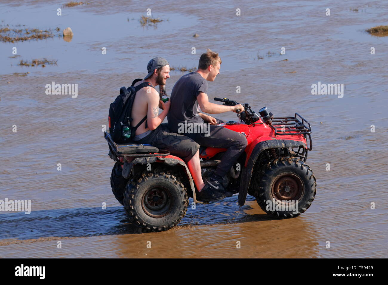 Quad biking hi-res stock photography and images - Alamy