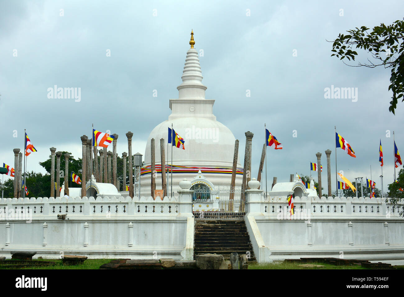 Thuparamaya stupa, Anuradhapura, Sri Lanka, UNESCO World Heritage Site ...