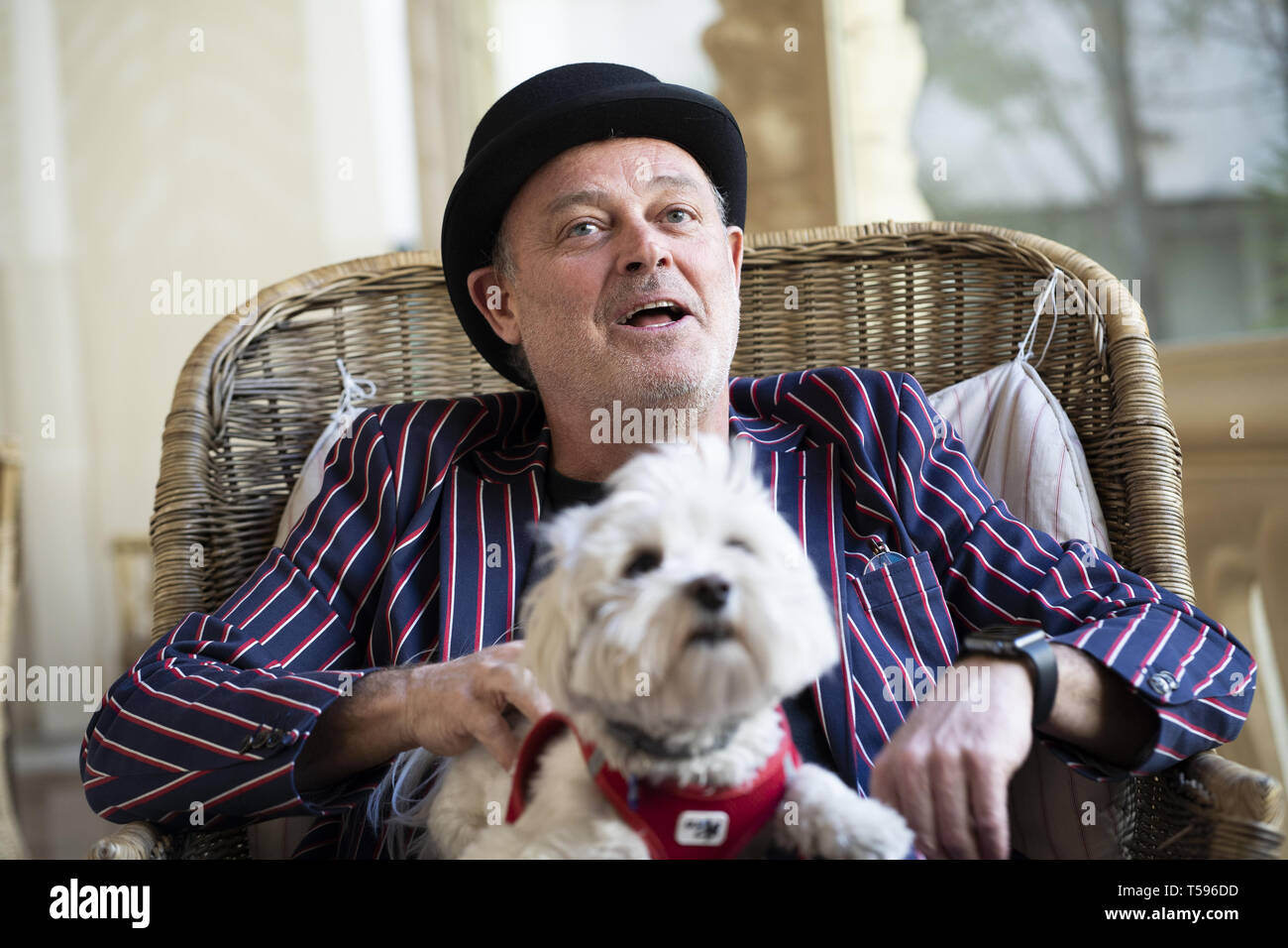 Pablo Carbonell poses during a presentation for the album Los Toreros ...