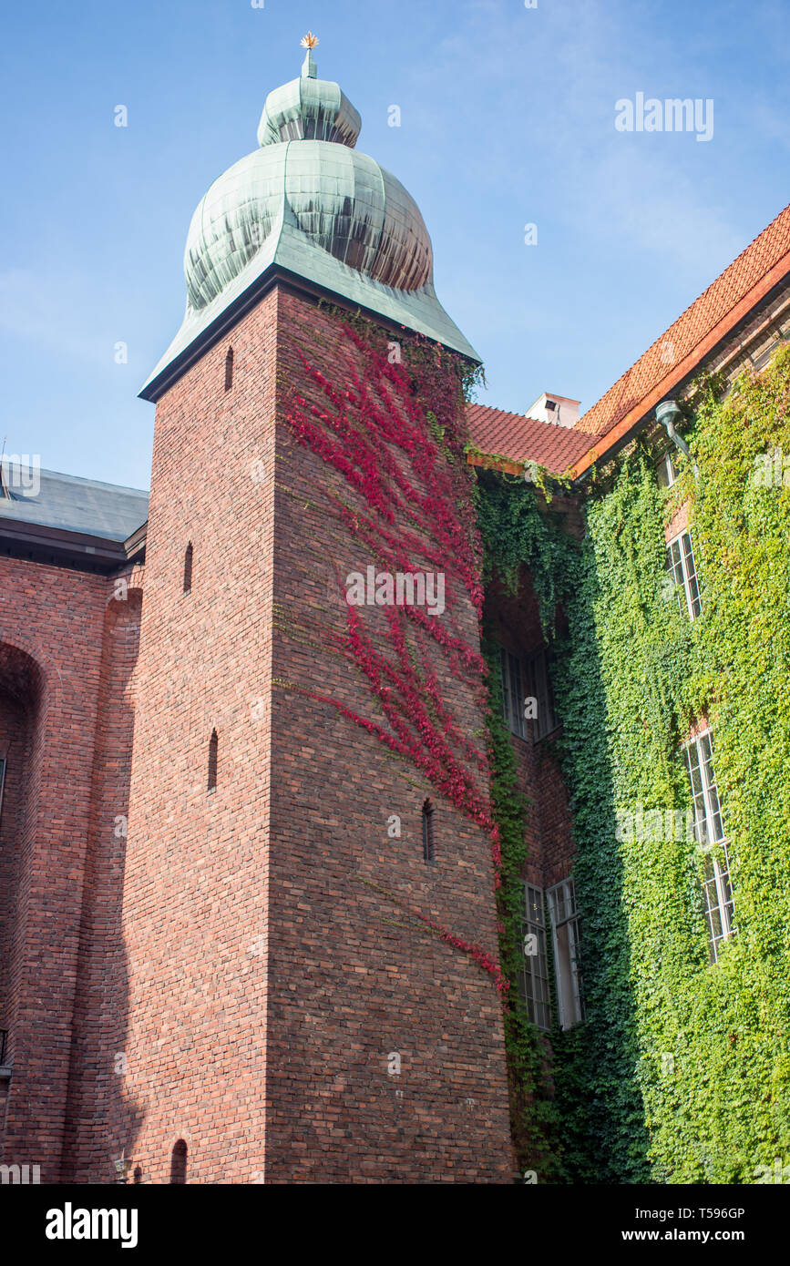 Copper domes hi-res stock photography and images - Alamy