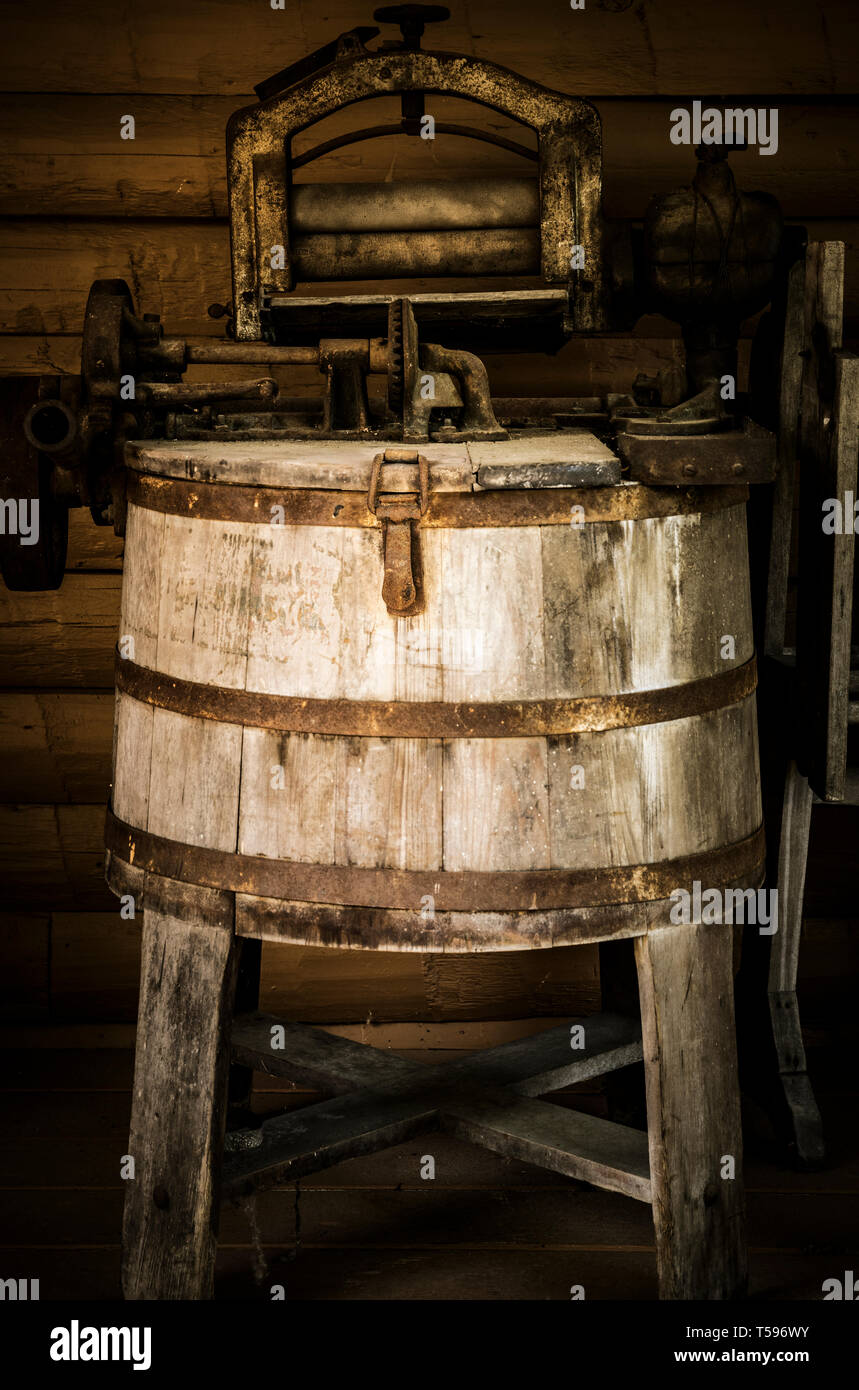 Antique wooden washing machine hi-res stock photography and images - Alamy