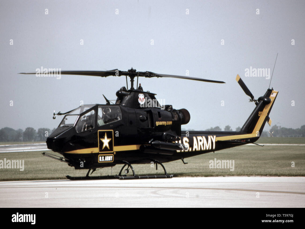 US ARMY / United States Army Bell AH-1F Cobra Stock Photo - Alamy