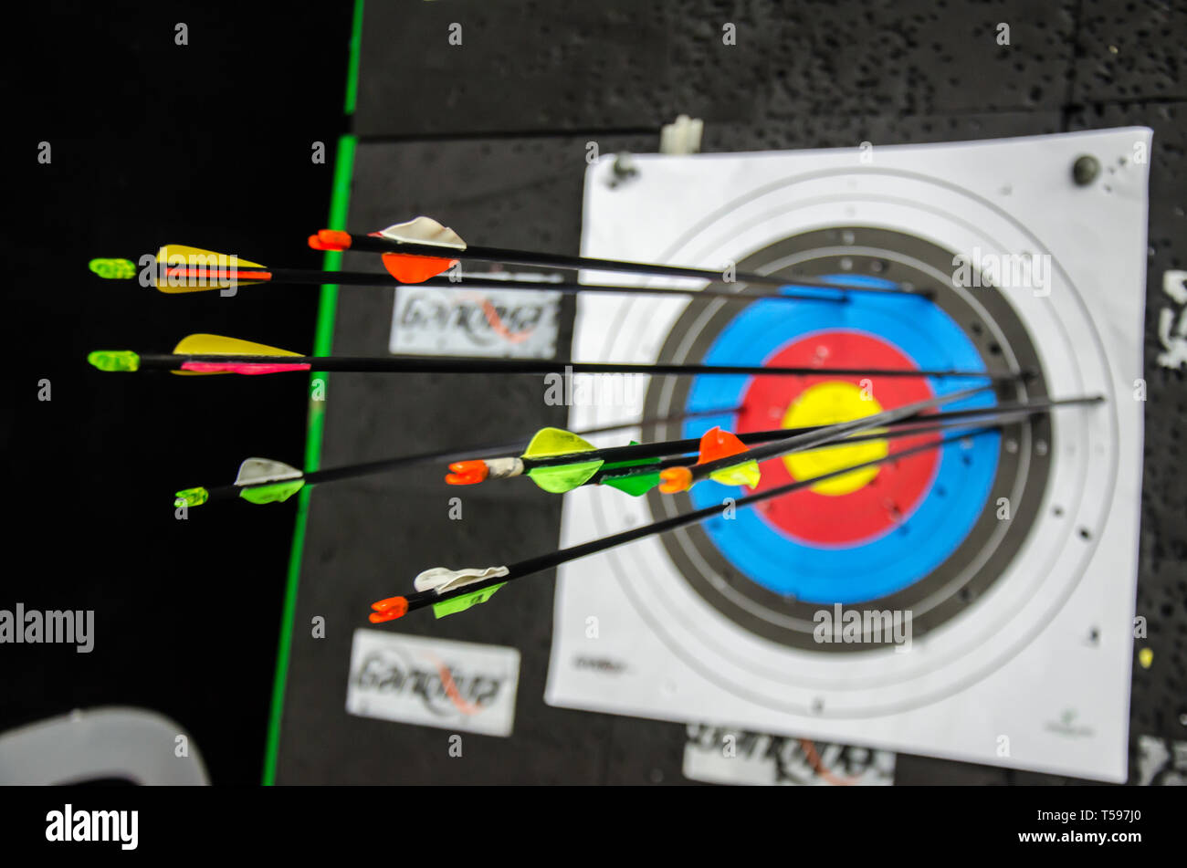 Many arrows on the board hi-res stock photography and images - Alamy