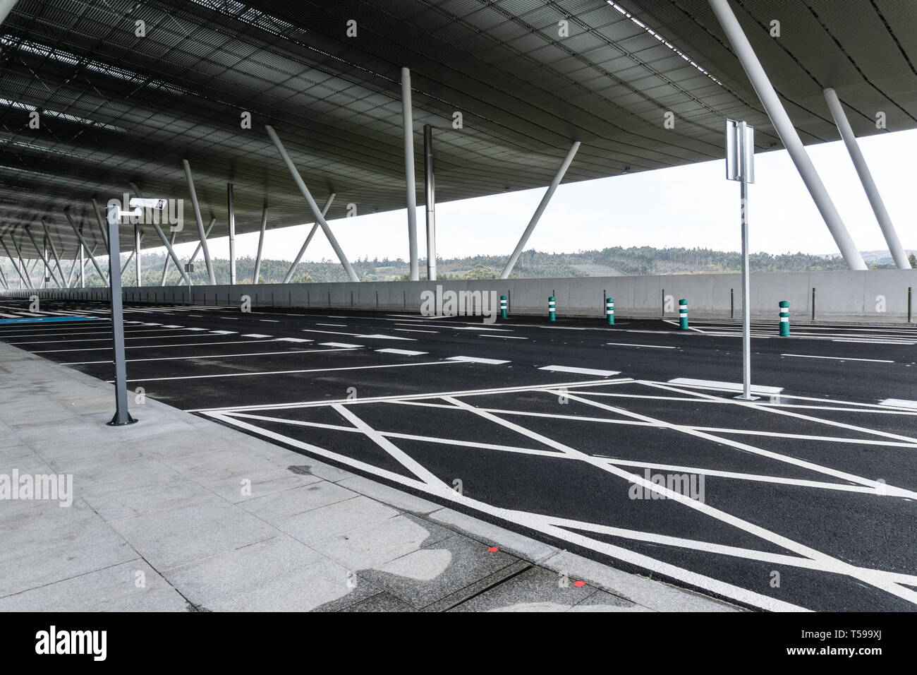 Empty space parking lot outdoor on modern building structure Stock ...