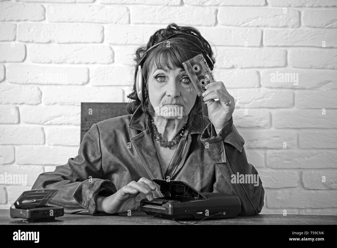 Listen book Black and White Stock Photos & Images - Alamy