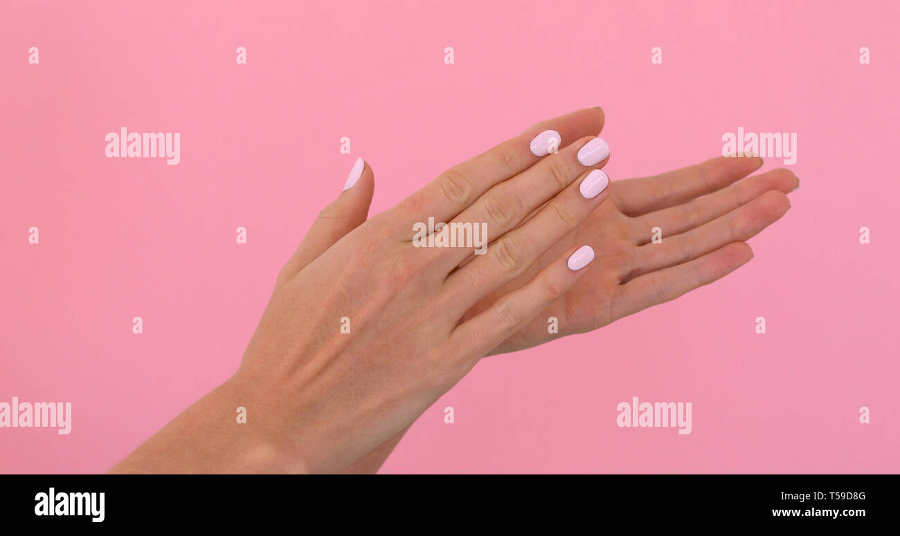 Studio Applause Sign