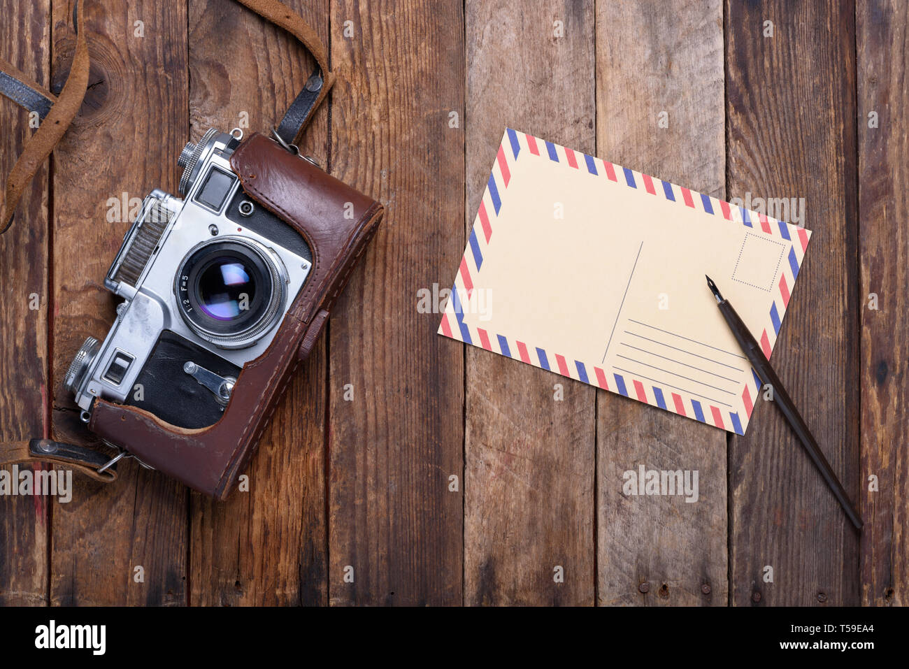 Postage stamp camera hi-res stock photography and images - Alamy
