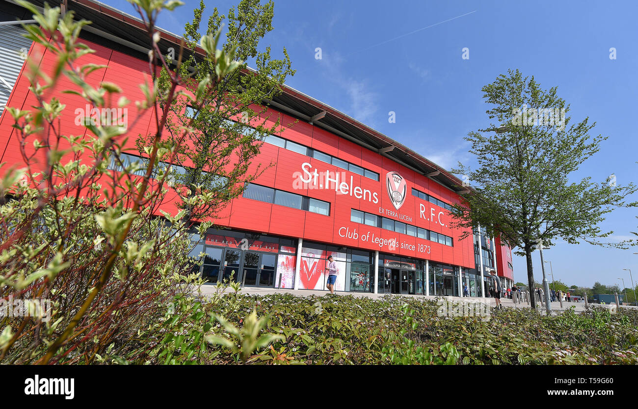 A general view of the Totally Wicked Stadium, St Helens Stock Photo - Alamy