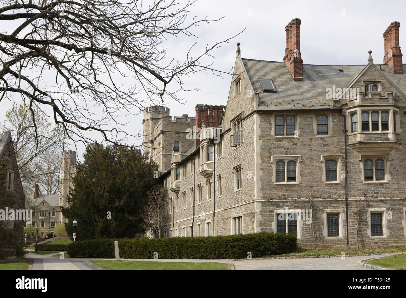 Campus gardens hi-res stock photography and images - Alamy