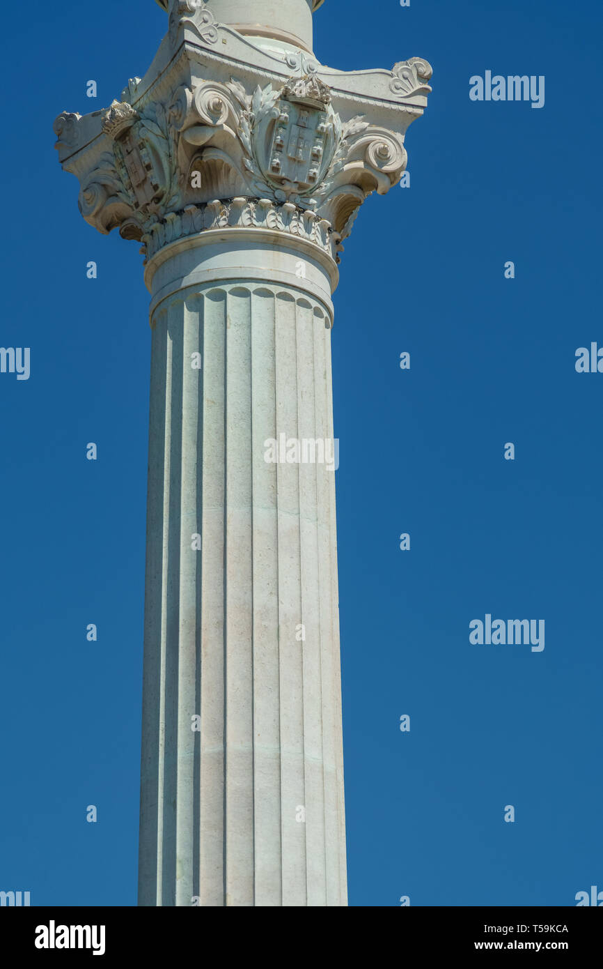 Building architectural corinthian columns hi-res stock photography and ...