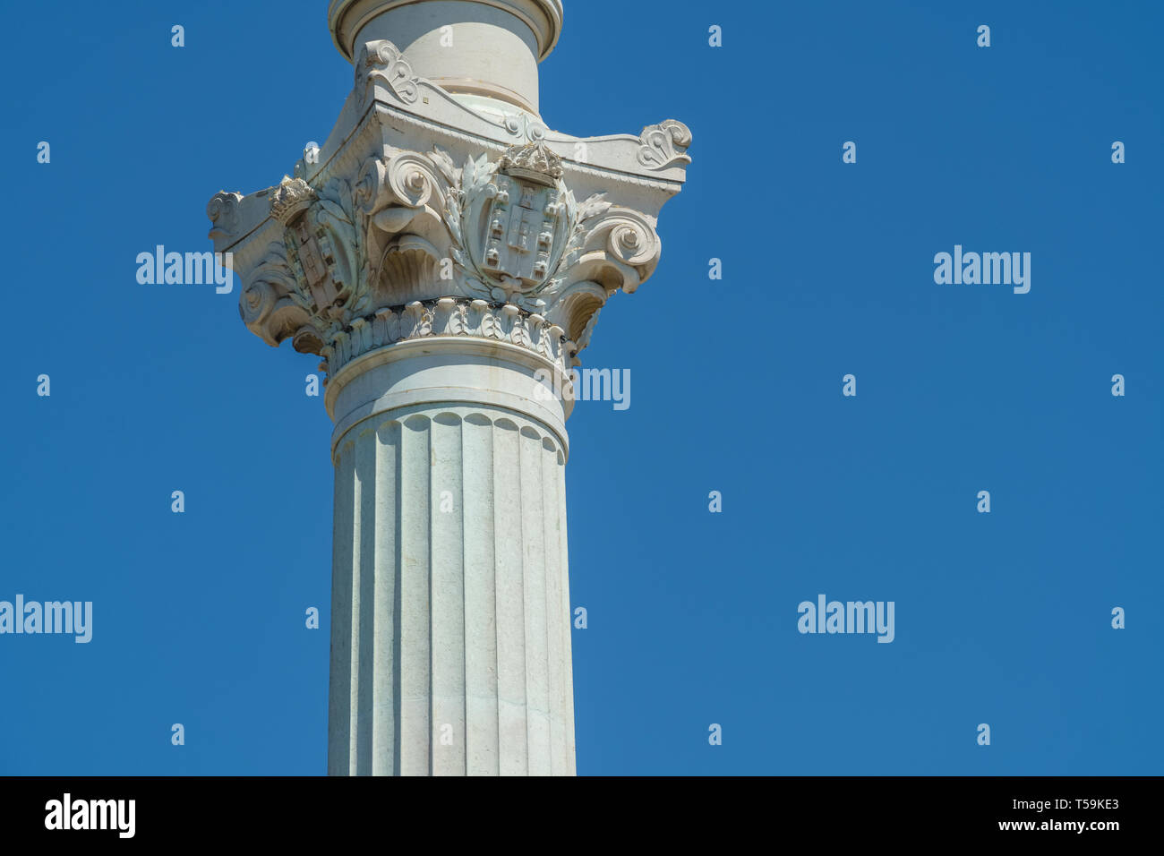 Building architectural corinthian columns hi-res stock photography and ...