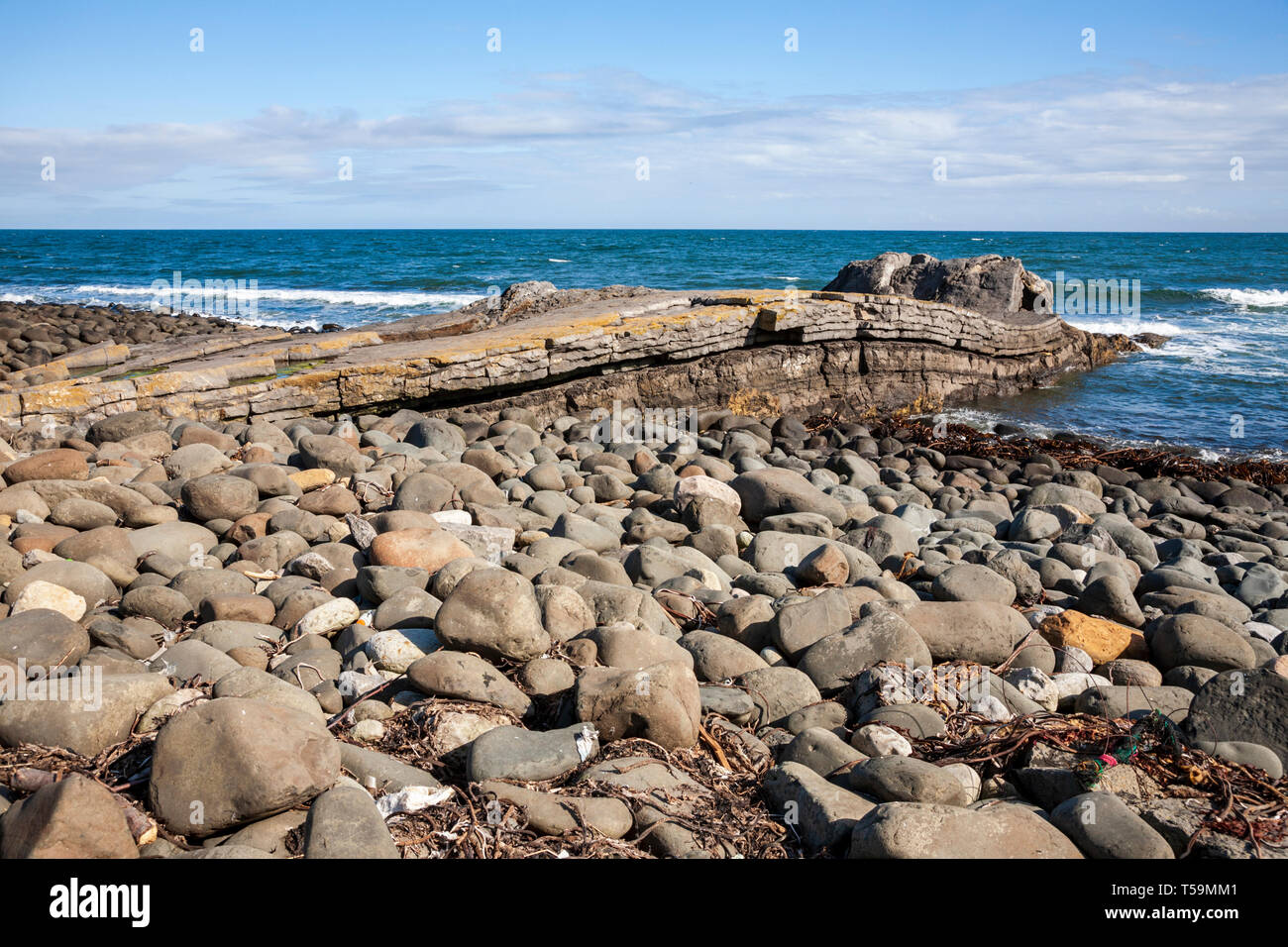 Sedimentary rock formation by sea hi-res stock photography and images ...