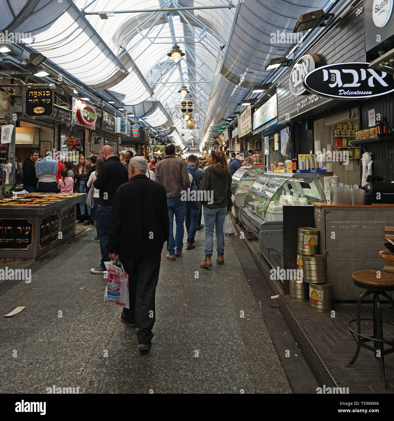 Jerusalem market under renovation hi-res stock photography and images ...
