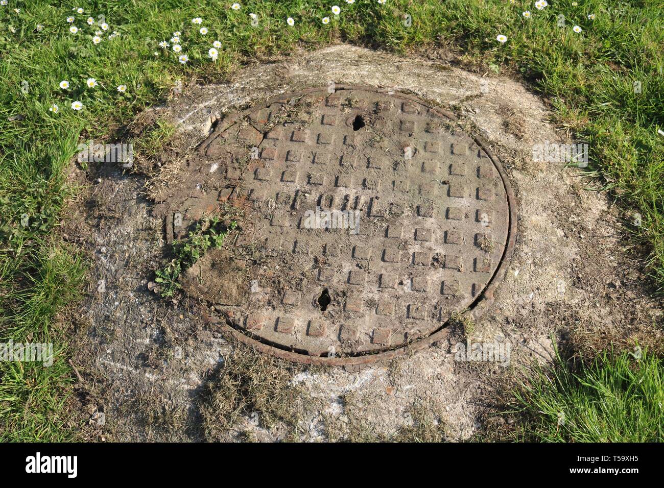 Foul manhole drain cover hi-res stock photography and images - Alamy