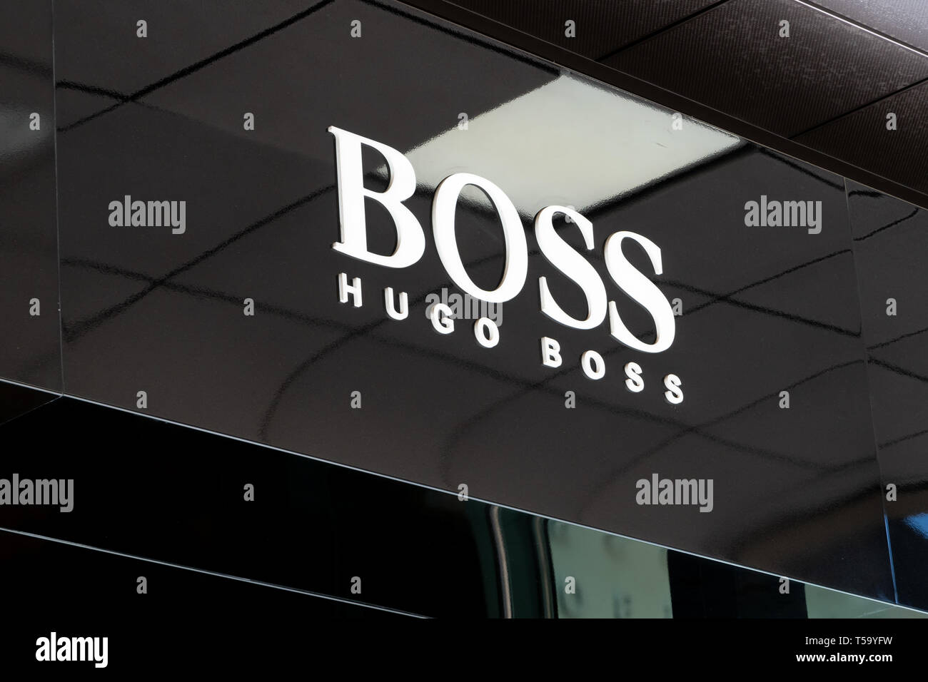 SANTA MONICA, CA/USA - APRIL 18, 2019: Hugo Boss retail store exterior ...