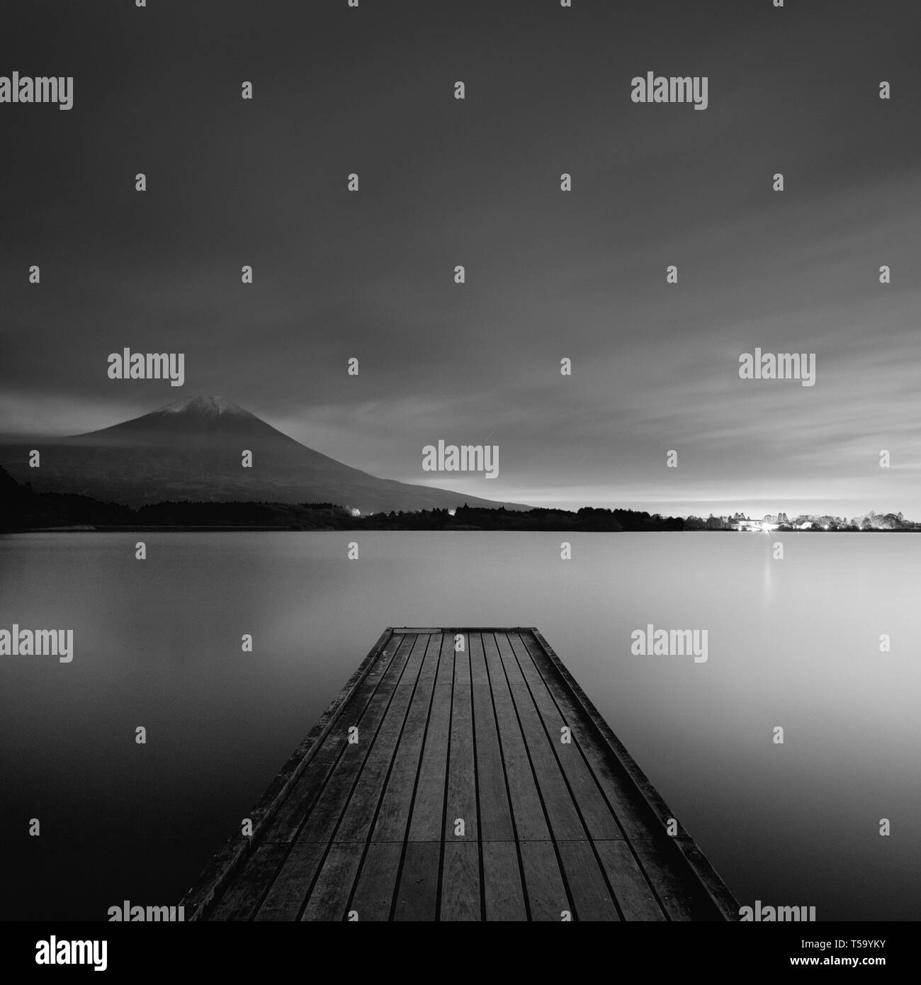 Night view of boat pier and Mount Fuji from lake Tanuki, Shizuoka Stock ...