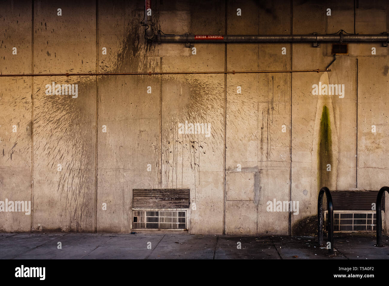 Drain pipe stain on wall Stock Photo - Alamy