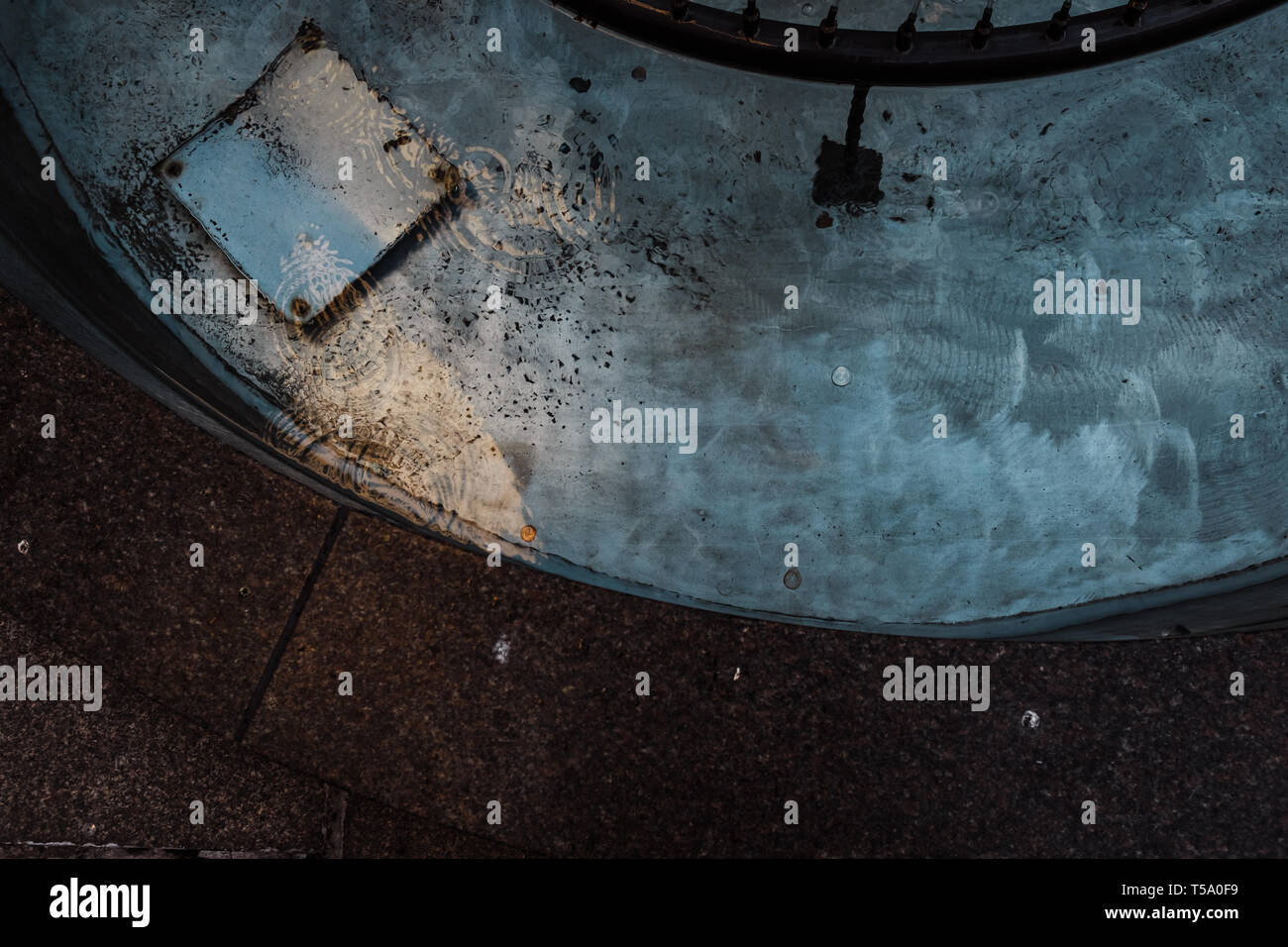 Water fountain with ripples Stock Photo - Alamy