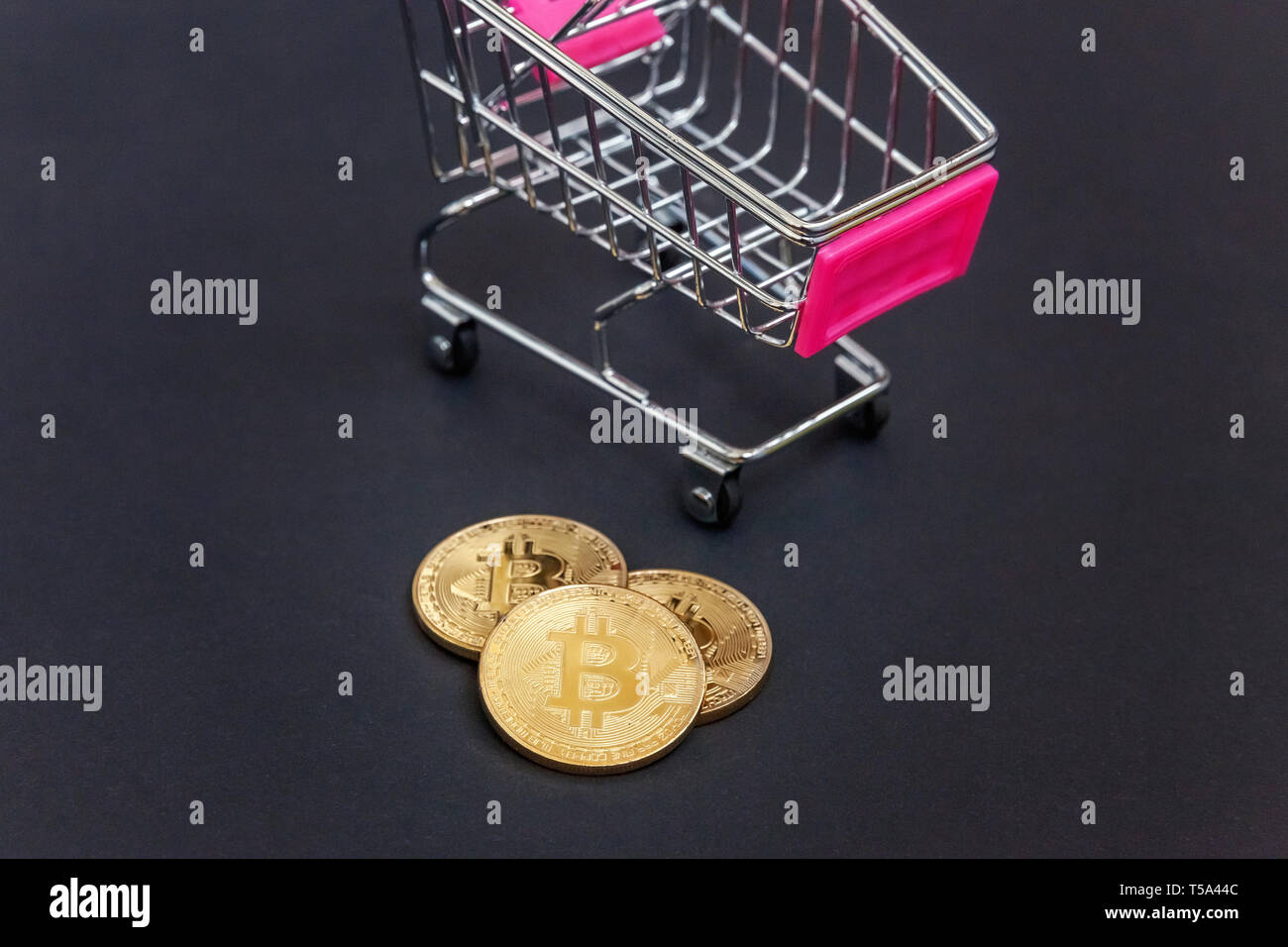 Placefortext hi-res stock photography and images - Alamy