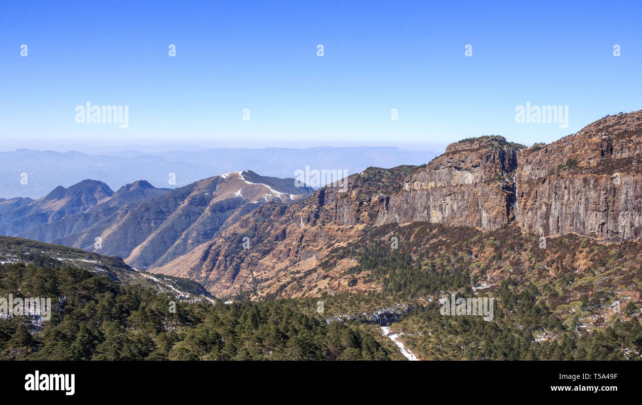 High altitude alpine landscape hi-res stock photography and images - Alamy