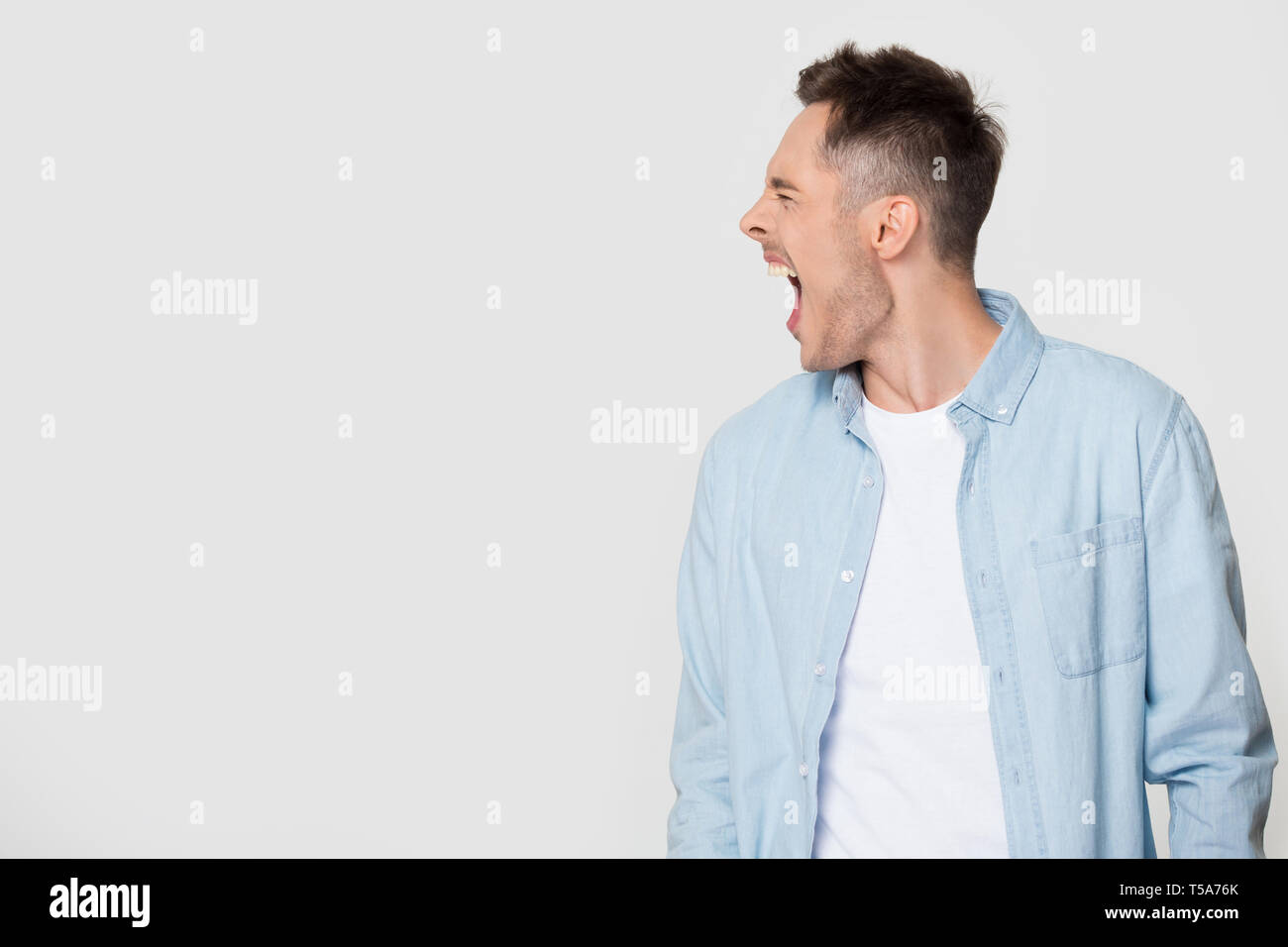 Shout advertisement hi-res stock photography and images - Alamy