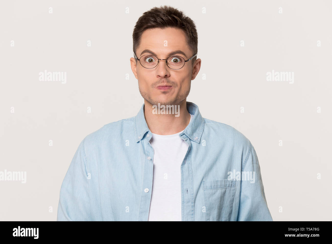 Doubtful dilemma hi-res stock photography and images - Alamy