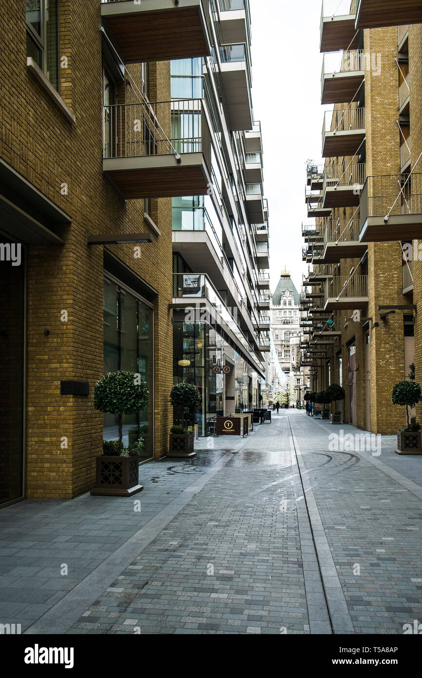 Pedestrian walkway london hi-res stock photography and images - Alamy