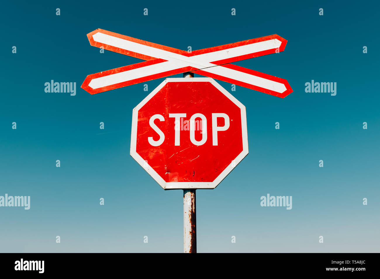 Stop sign at intersection hi-res stock photography and images - Alamy