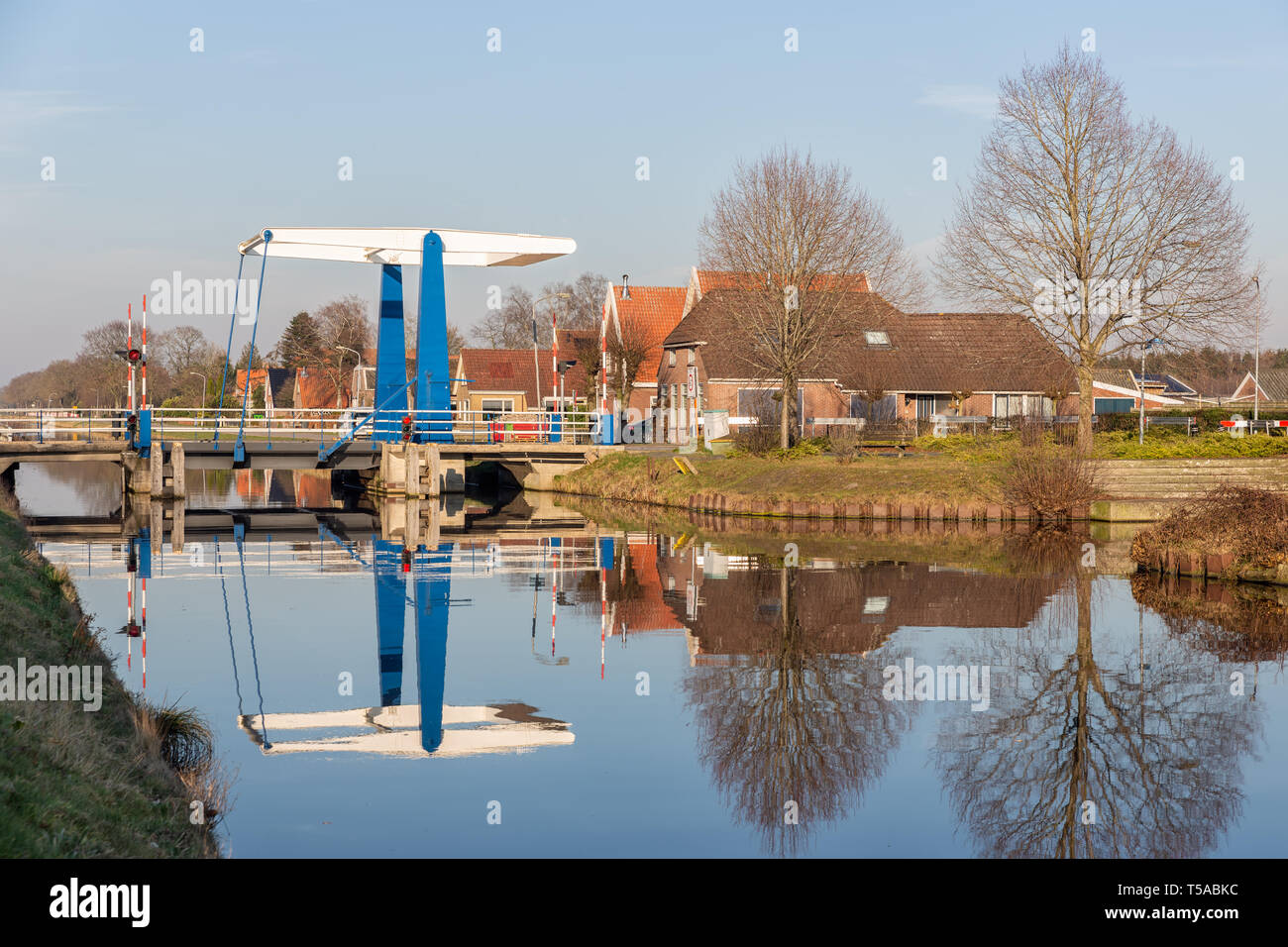 Canal traffic mirror hi-res stock photography and images - Alamy