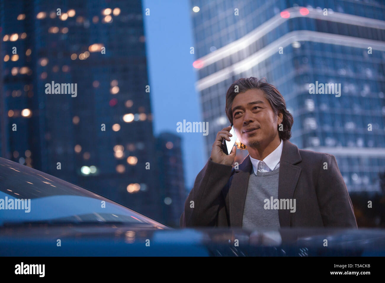 Business man make a phone call Stock Photo - Alamy