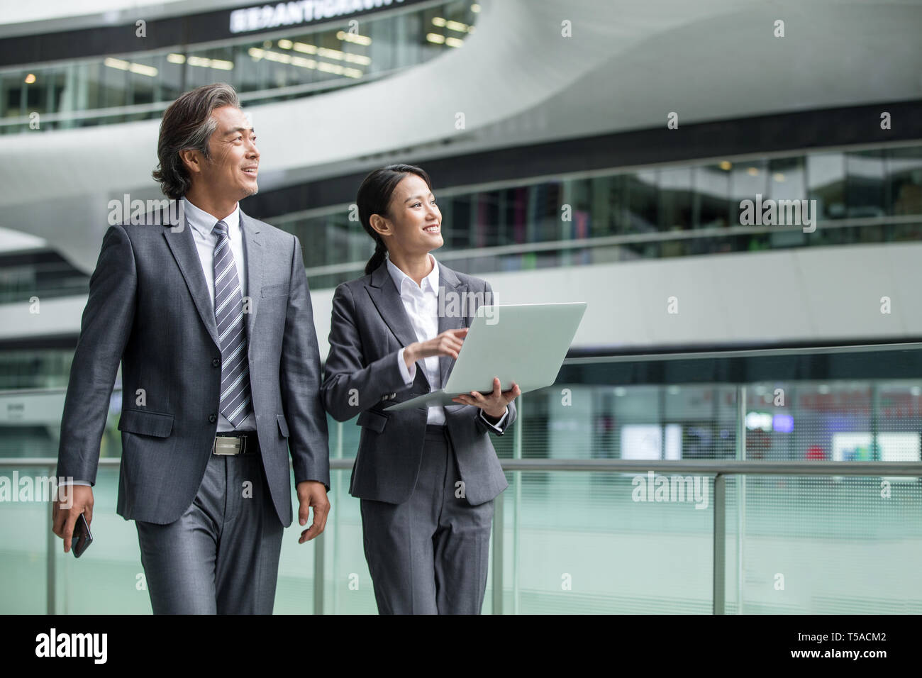 Business people in the outdoor Stock Photo - Alamy