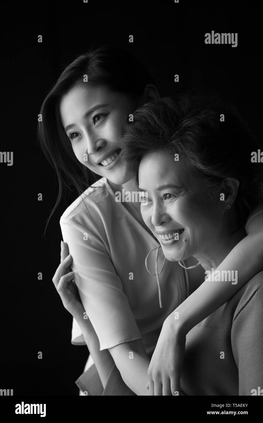 Asian chinese happy mother Black and White Stock Photos & Images - Alamy