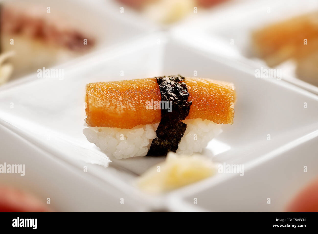 Japanese section pattern hi-res stock photography and images - Alamy