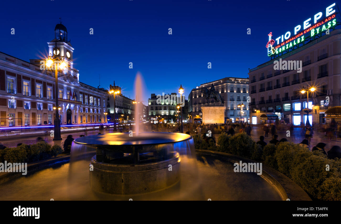 Puerta Del Sol, Madrid, Spain Stock Photo - Alamy