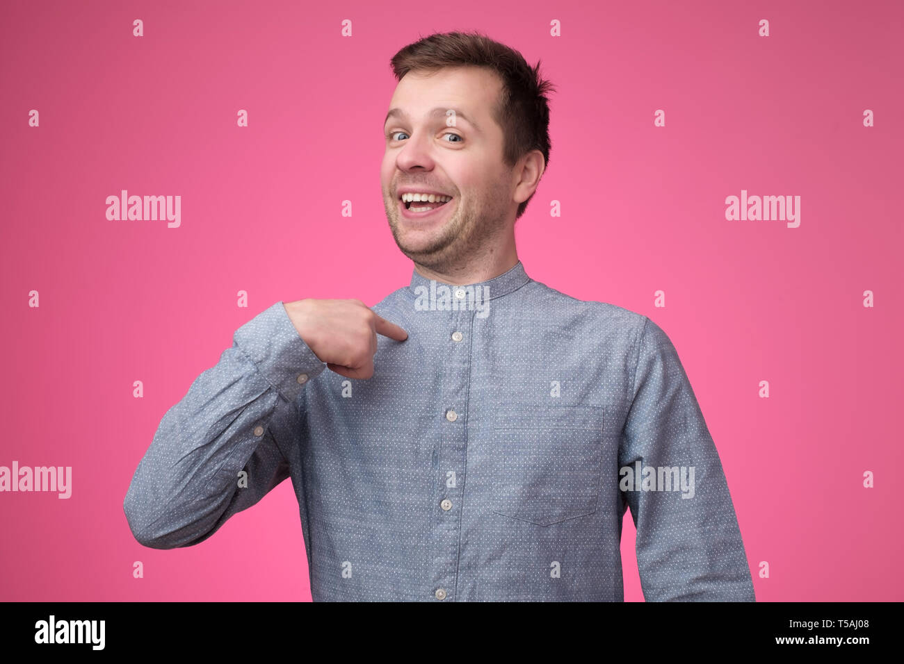 Supercilious expression hi-res stock photography and images - Alamy