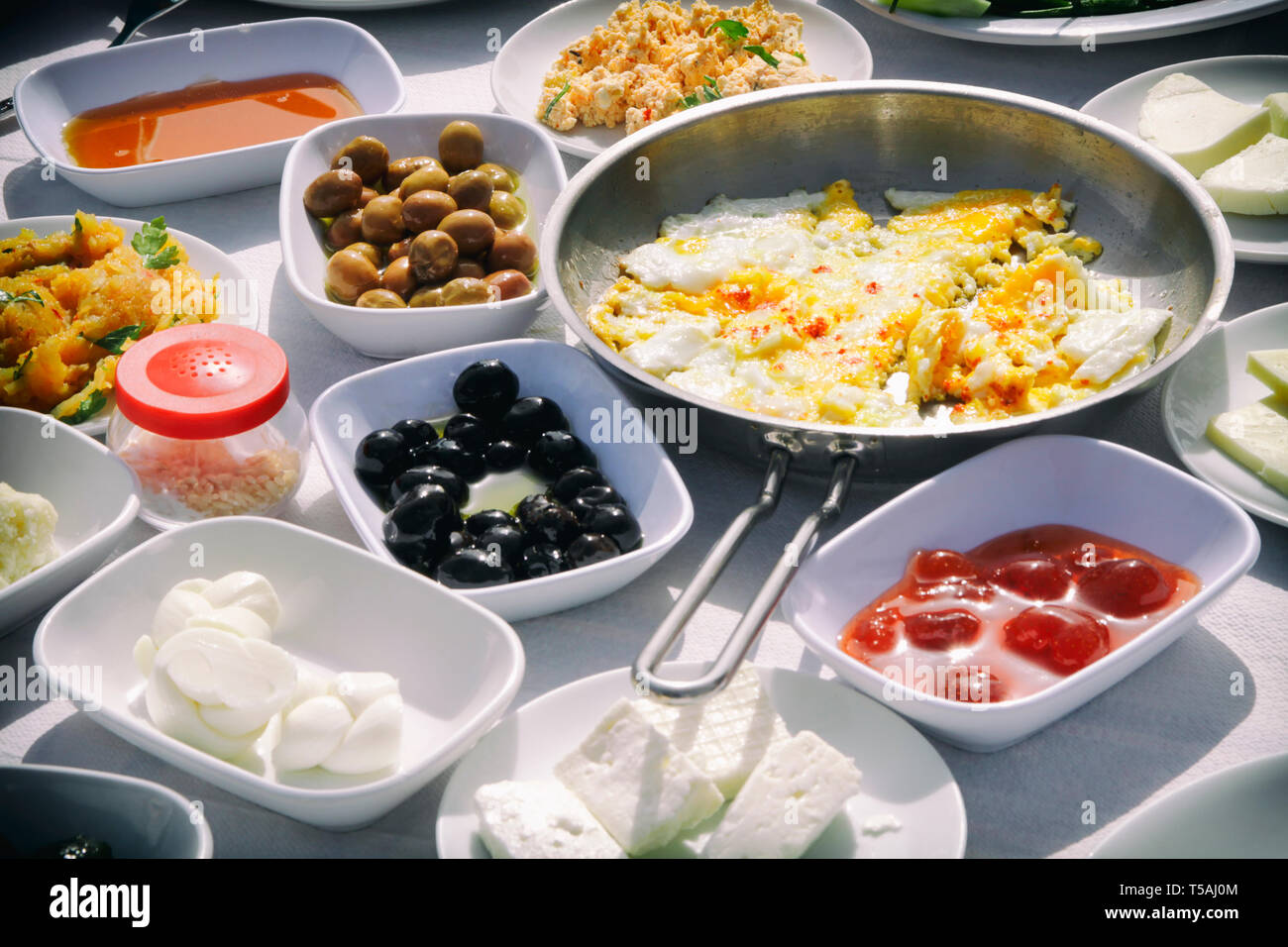 Traditional turkish table hi-res stock photography and images - Alamy