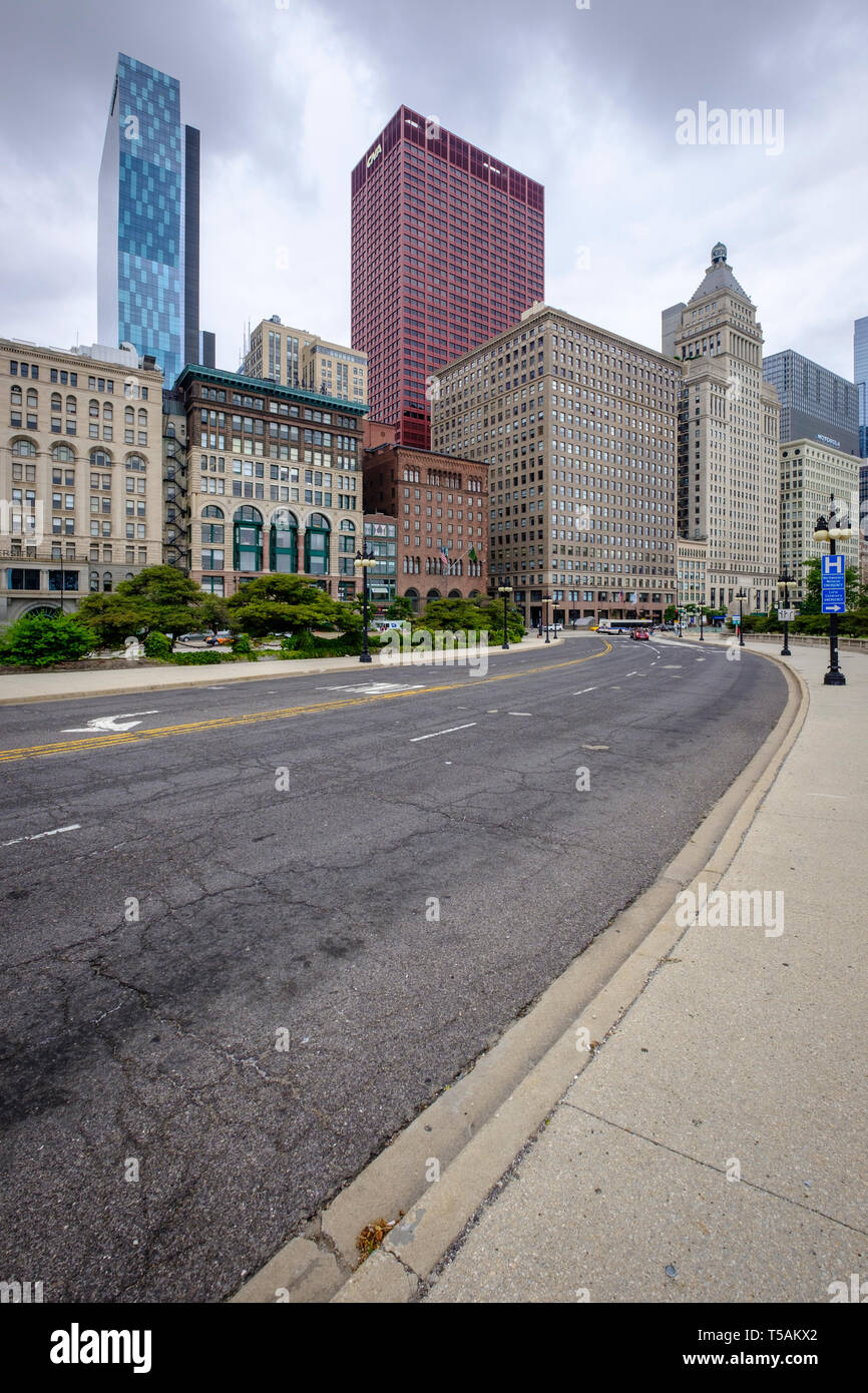 Downtown Chicago empty streets Stock Photo - Alamy