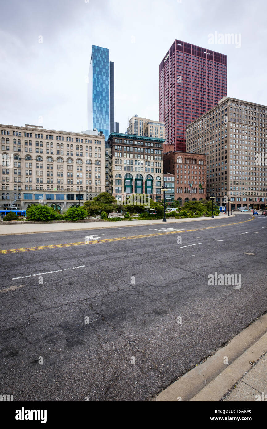 Downtown Chicago empty streets Stock Photo - Alamy