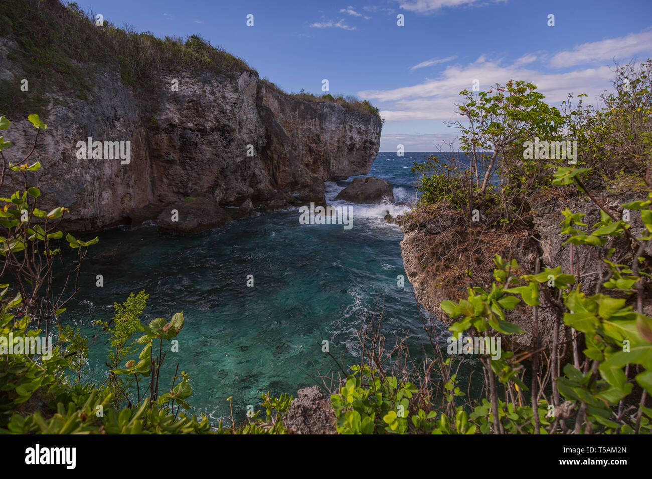 Lagoon sightseeing destination kinatarkan Island with crystal clear ...