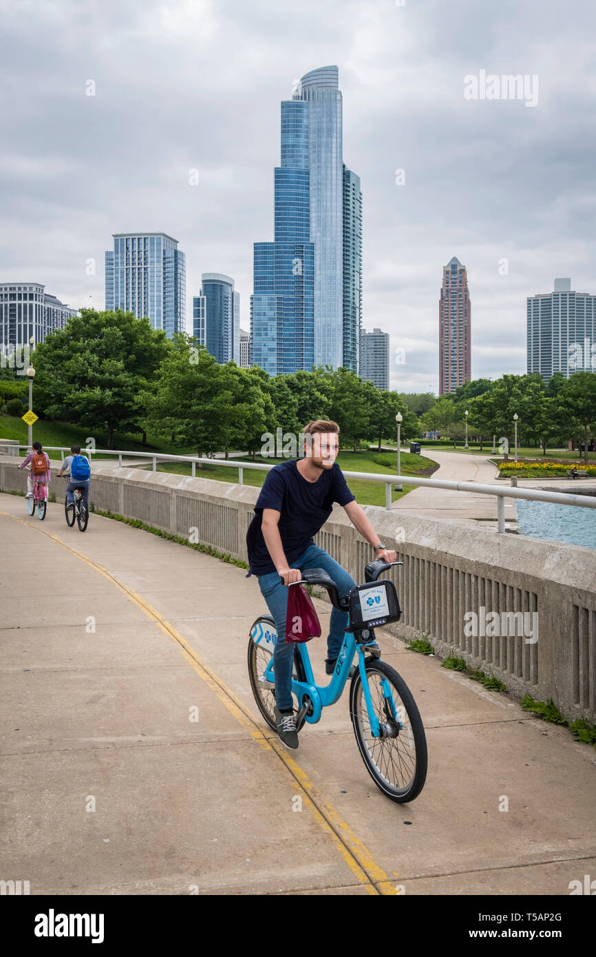 Chicago divvy bike hi-res stock photography and images - Alamy