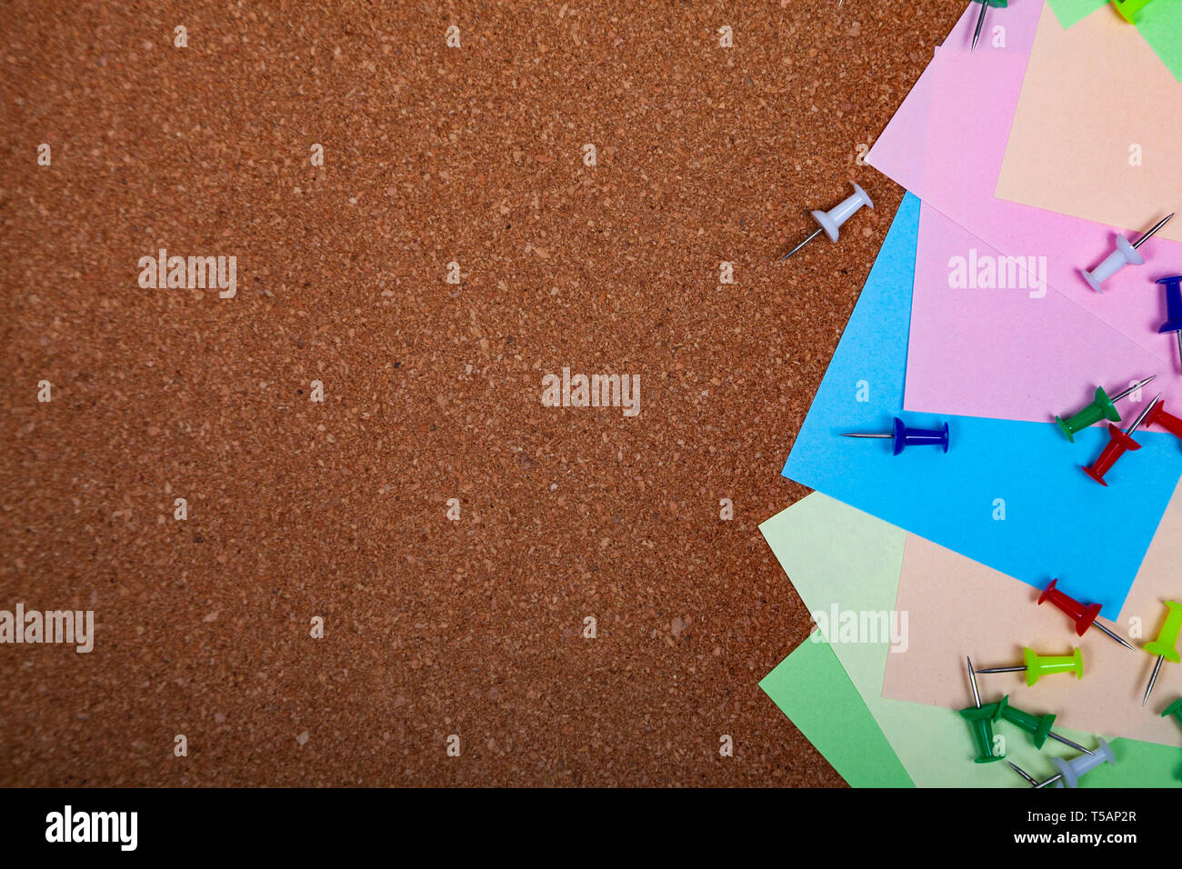 Cork board colored paper hi-res stock photography and images - Alamy