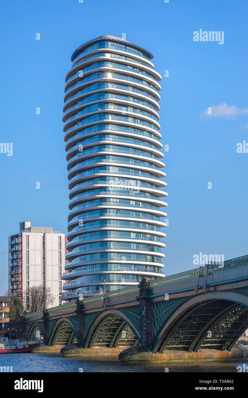 Lombard wharf, battersea hi-res stock photography and images - Alamy
