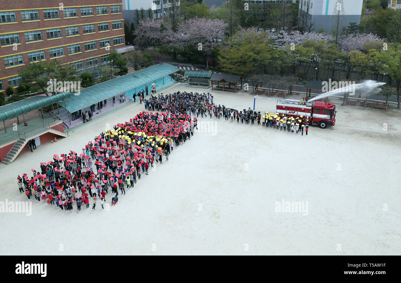 19th Apr, 2019. Fire distinguisher flashmob Students at Nongok ...