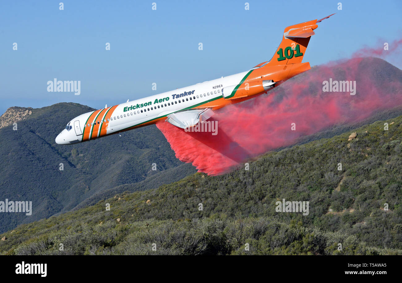 Erickson aero tanker hi-res stock photography and images - Alamy