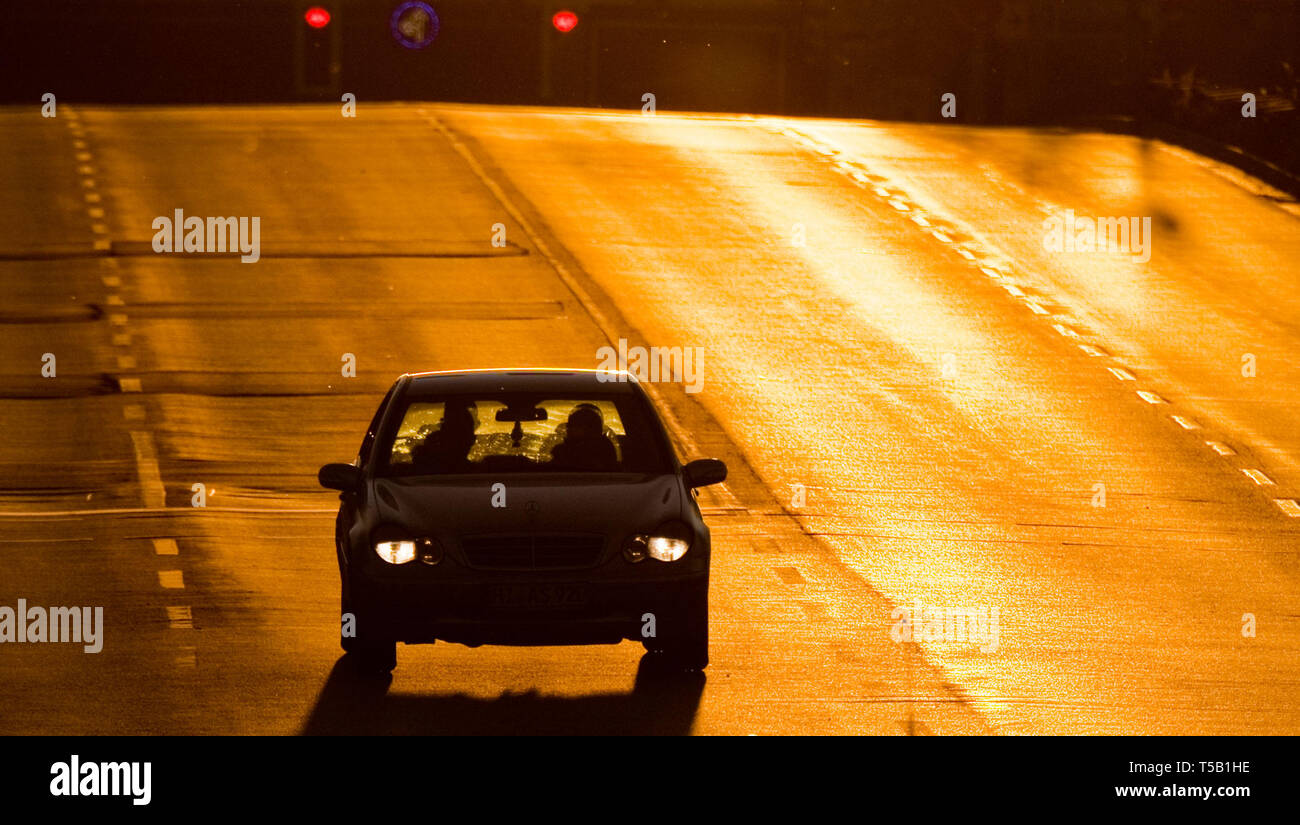 Rising sun drives hi-res stock photography and images - Alamy